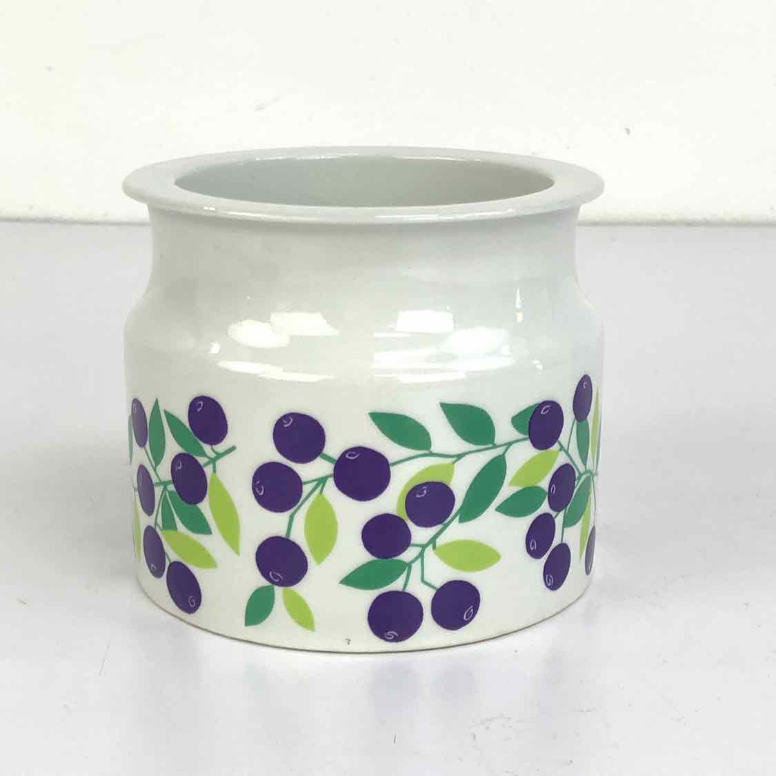 Blueberry Porcelain Jar – Found Furnishings