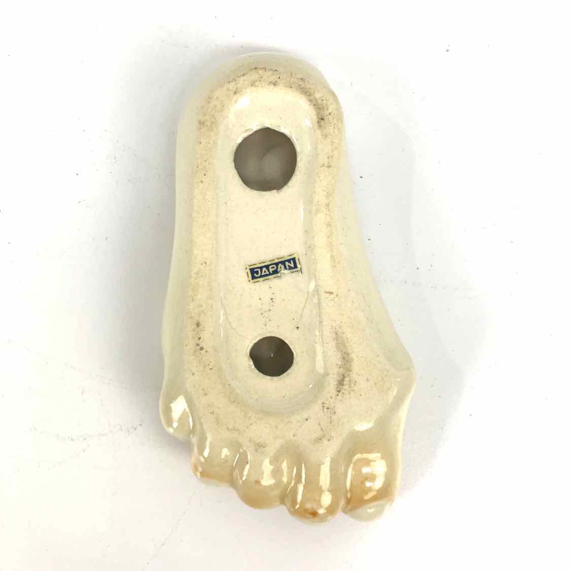 Ceramic Foot Dish – Found Furnishings